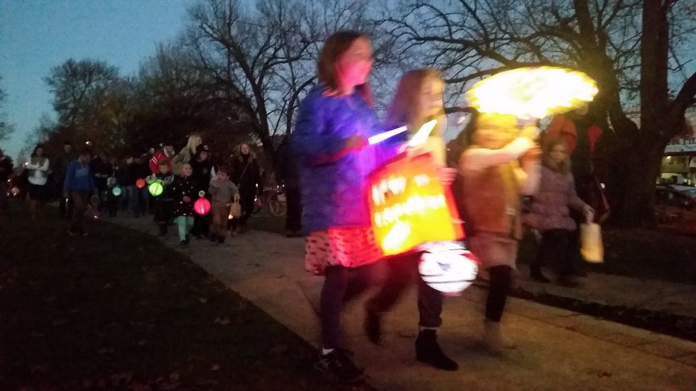 Lantern Parade | Mansfield Lantern Festival